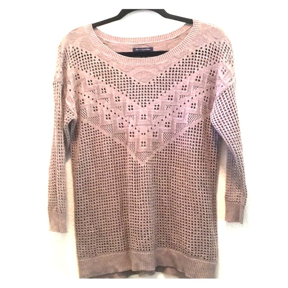 American Eagle Outfitters | Sweaters | Sweater Size M Beautiful Design ...